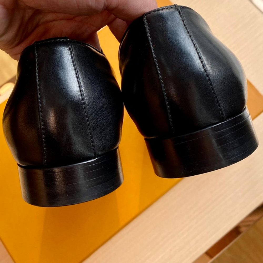 New Authentic Louis Vuitton Lv Emblem Club Black Leat… - Gem